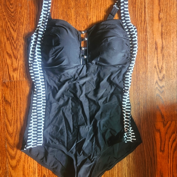 Ulla Popken | Swim | New Ulla Popken Black And White Bathing Suit Size ...